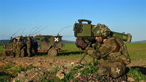 Vers la réintroduction du service militaire en Belgique et la création d’une armée européenne ...
