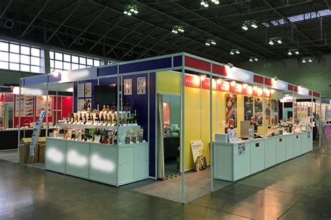 イベント用品のレンタルなら最安挑戦中のイベントレンタルcom│oct Py962×2600 オクタノルムパネル 黄 H2700 W1000