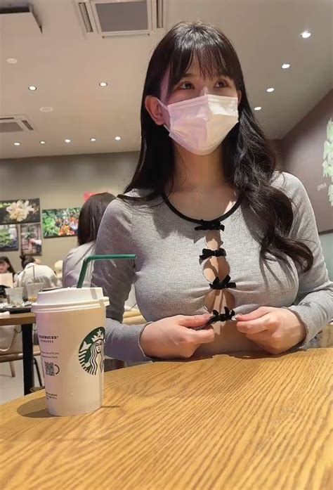 스타벅스 노브라 노출녀 네이버 블로그