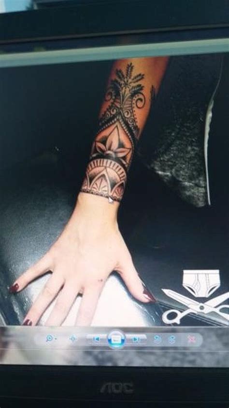 Pin By Ana Karolina Rucks On Tattoo Polynesian Tattoo Tattoos