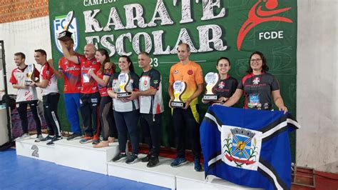Karatê de Tubarão conquista medalhas em competição em Içara Portal