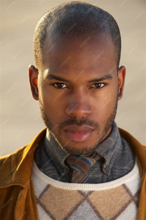 Premium Photo Handsome Black Male Fashion Model