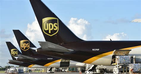 Ups Adds Saturday Delivery As E Commerce Increases Demand Crain S