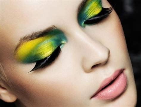 Maquillage Des Yeux Le Guide Complet Pour Un Regard Qui Tient Vraiment