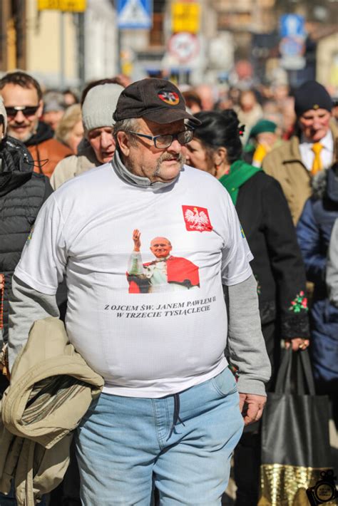 Marsz w obronie dobrego imienia świętego Jana Pawła II w Nowym Targu