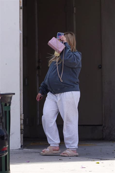 Pregnant HILARY DUFF Visits A Birthing Clinic In Sherman Oaks 04 18