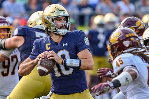 Notre Dame Quarterback Sam Hartman Powers Undefeated Run Last Word On