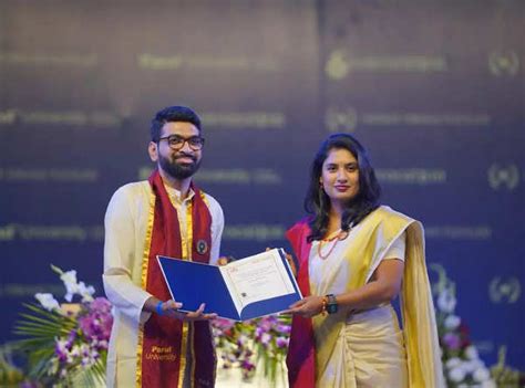 Parul University Concludes The 6th Convocation Ceremony With Sonu Sood