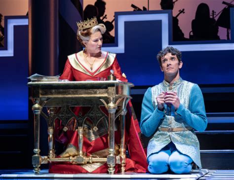 Photos Get A 1st Look At Sutton Foster Ana Gasteyer More In Broadway