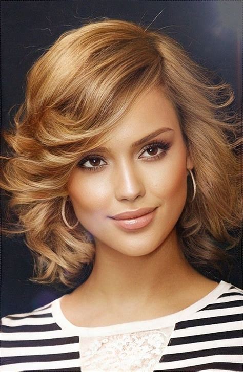 The Cutest Beauties Brunette Beauty Face Shape Hairstyles Hair Beauty