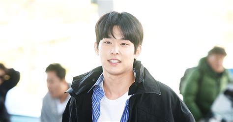 St포토 이시우 잘 다녀올게요