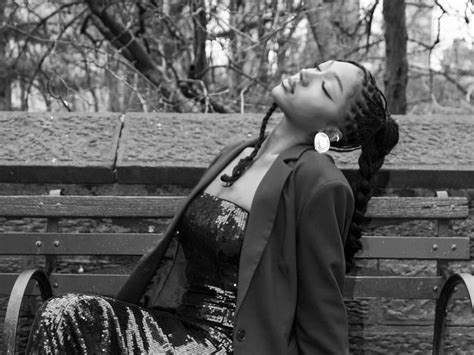 Loni Love Essence