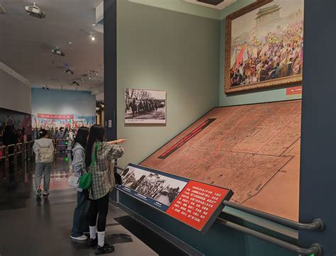 沉浸式感悟初心使命，北京建筑大学四十余名学生寻访香山革命旧址历史瞿少白主题