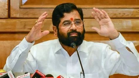 ‘राहुल गांधी ने जानबूझकर की ये गलती शिवाजी जयंती पर श्रद्धांजलि देने