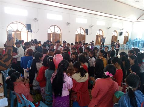 မက်မန်းမြိုန့ယ်တွင် မောင်မယ်သစ်လွင်ကြိုဆိုပွဲနှင့် ပြိုင်ပွဲများကျင်းပ