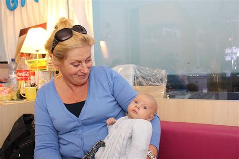 Gijs Blankman Lekker Bij Opa En Oma Op Schoot