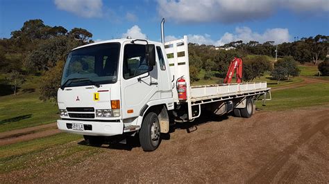 5 Steps To Obtaining Your Heavy Rigid Truck Licence By Doing Hr Truck