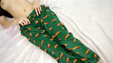 Bahu Saw Her Sasur Big Dick While Taking Bath Hindi Sex Video Of