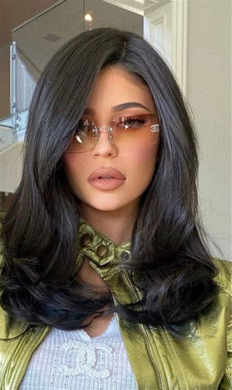 Pin By L I A On Hair Kylie Jenner Hair Jenner Hair Hair Stylist Life