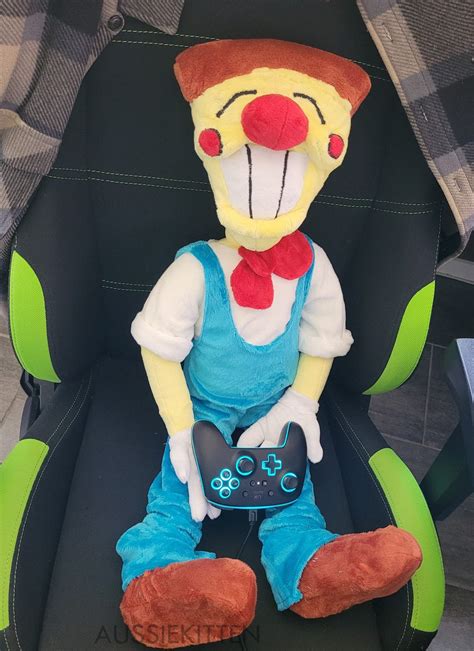 Pizzahead Be Gaming 🍕🎮 [plushie Made By Me] R Pizzatower