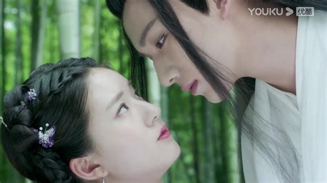 赵露思上山采药遇到毒蛇咋办？当然要闭眼召唤美男李宏毅啦！ 天雷一部之春花秋月 📺 天雷一部之春花秋月 Love Better