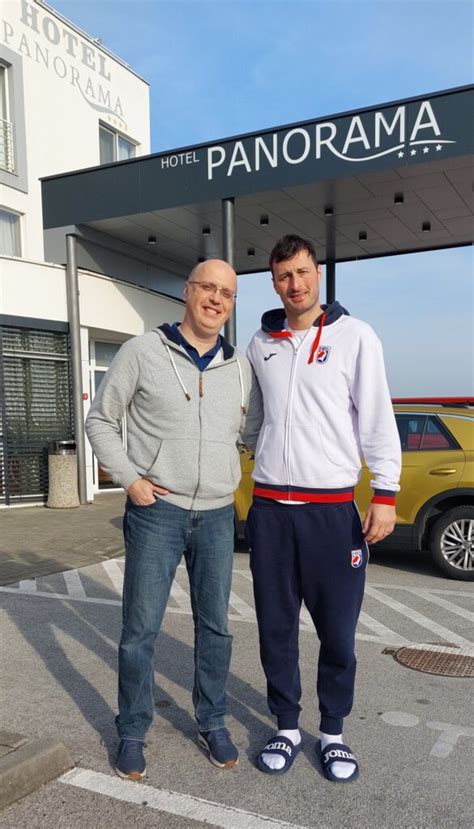 DOMAGOJ DUVNJAK Kapetan Hrvatske Reprezentacije I Svojevremeno Najbolji