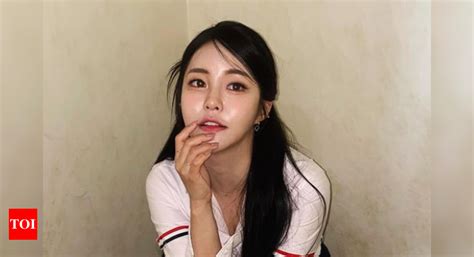 Bb Girls‘ Yujeong Shares Interesting Details About About Her Romance