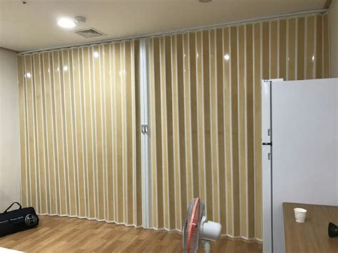 칸막이문공사 홀딩도어공사 자바라문설치 현관칸막이 공장사무실칸만이도어 네이버 블로그