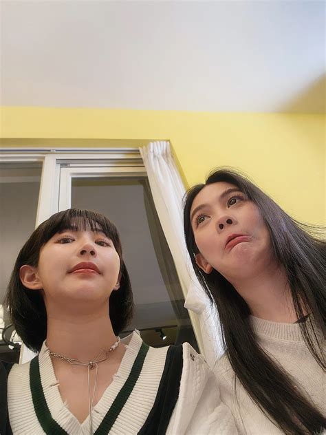晚安 送你們美女的雙下巴 Swinghong0618