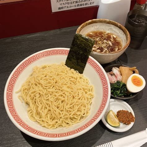 コンセプトは普通の味の最高峰。毎日食べたくなるつけ麺【ラーメン大至御茶ノ水】つけ麺食べたい！