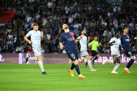 Les célébrations du 11e titre de champion de France du PSG en images