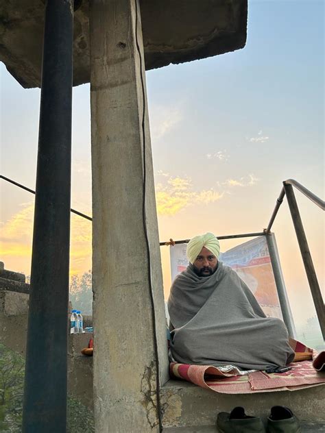 ਘਨੌਰ ਹਮਲਾਵਰਾਂ ਖ਼ਿਲਾਫ਼ ਕਾਰਵਾਈ ਲਈ ਨੌਜਵਾਨ ਪਾਣੀ ਦੀ ਟੈਂਕੀ ਤੇ ਚੜ੍ਹਿਆ
