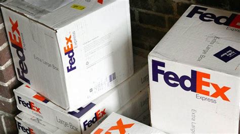 Fedex Charged With Shipping For Illegal Web Pharmacies