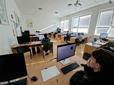 Príprava Na Elektronickú Maturitu V Praxi CsŠ Vranov Nad Topľou