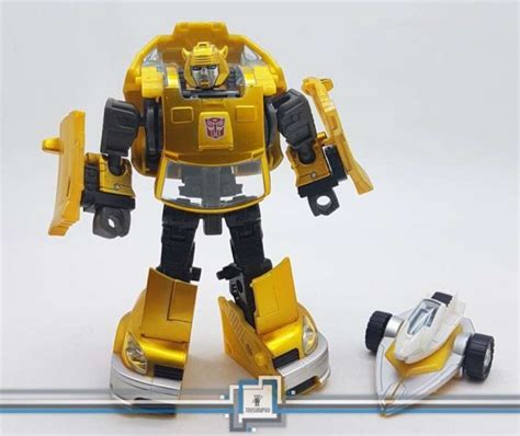 Promo Transformers United BUMBLEBEE Takara UN07 Henkei Classic