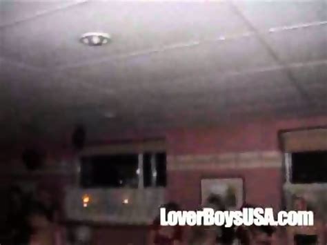 Milfs And Girls Sucking Male Strippers Cock Eporner
