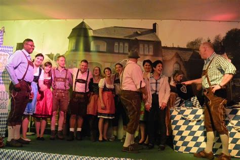 Z Nftige Stimmung Bei Ausverkauften Ikg Oktoberfest Ikg Io