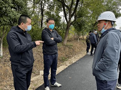 市交通质安站开展公路大中修工程质量技术帮扶建设施工群众
