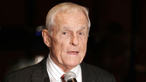 Former Nbc Boss Grant Tinker Who Brought Mary Tyler Moore Show To Tv
