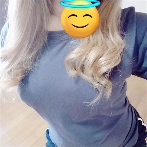 ニートくらげクソザコミミズ🪱現在 16㌔ On Twitter そろそろこの死んでしまったマイヘアーをうち切ってしまおうか 久々ショート