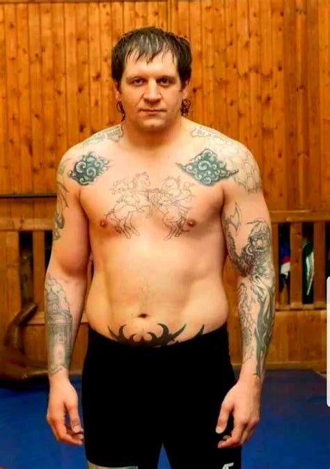 Тату Александра Емельяненко 75 фото
