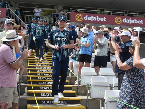England Vs South Africa Ben Stokes Emotional As He Gets Rousing