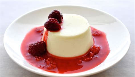 Vanilla Panna Cotta Queen Fine Foods