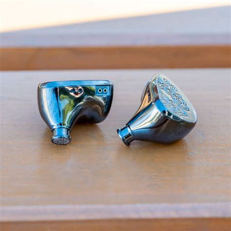 (Chi-fi IEM Review) TANGZU x HBB Wu Heyday Edition: Zetian Wu with ...