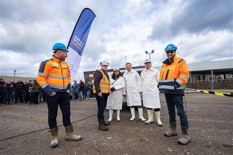Eerste Paal Geslagen Houten Bedrijfsgebouw BluePrint Automation Woerden