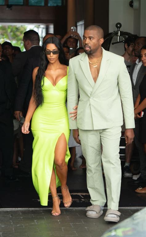Kanye West Wore Tiny Yeezy Slides To 2chainzs Wedding And Won The