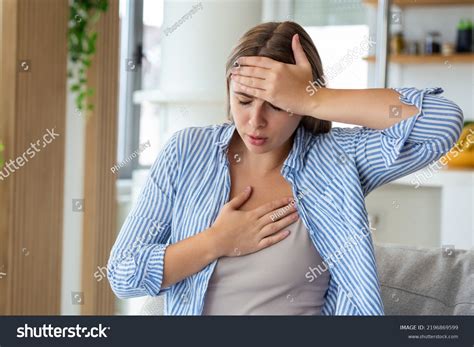24714 Imágenes De Persona Con Problemas Respiratorio Imágenes Fotos