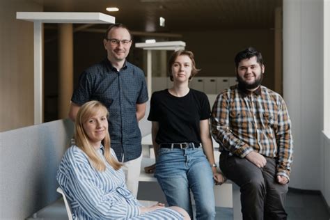 Modeling Of Biomolecular Systems Faculty Of Physics