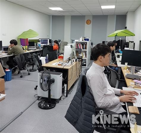 눈은 정보 Dna시선추적 토종기업 비주얼캠프