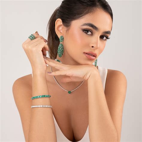 A Beleza Sublime Das Nossas Esmeraldas Highjewelry Esmeraldas